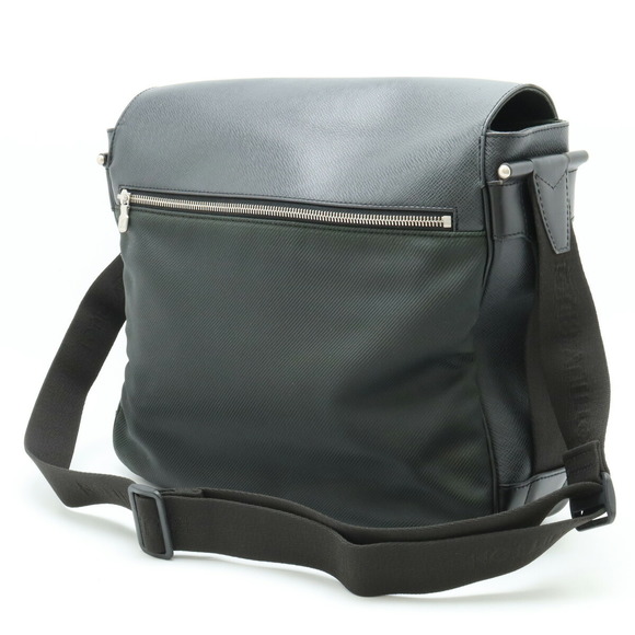 Louis Vuitton | Bags | Louis Vuitton Victor Black Taiga Leather ...